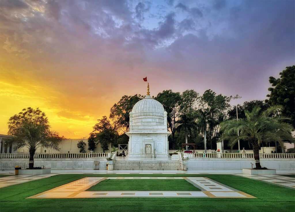 Al-Maula Ajal Al-Murtaz, Syedi Fakhruddin Shaheed {AQ} - DawoodiBohraApp